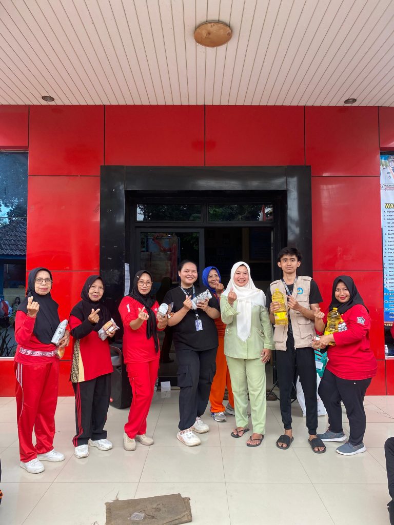 Menumbuhkan Cinta Membaca Lewat Literasi Senja, Mengisi Sore Anak-Anak ...