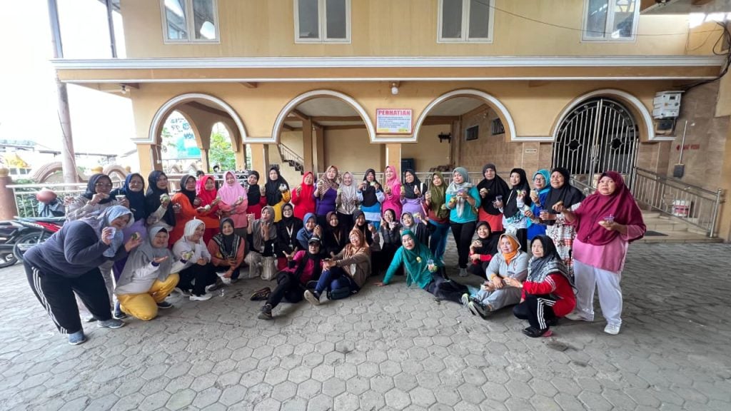 Mahasiswa KKN Jagabaya 2 Meriahkan Kegiatan Senam Bersama Ibu-Ibu di ...